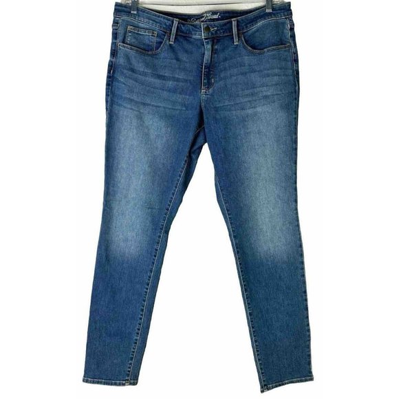 Universal Thread | Jeans | Universal Thread Sz 6 Actual 37x3 Mid Rise ...